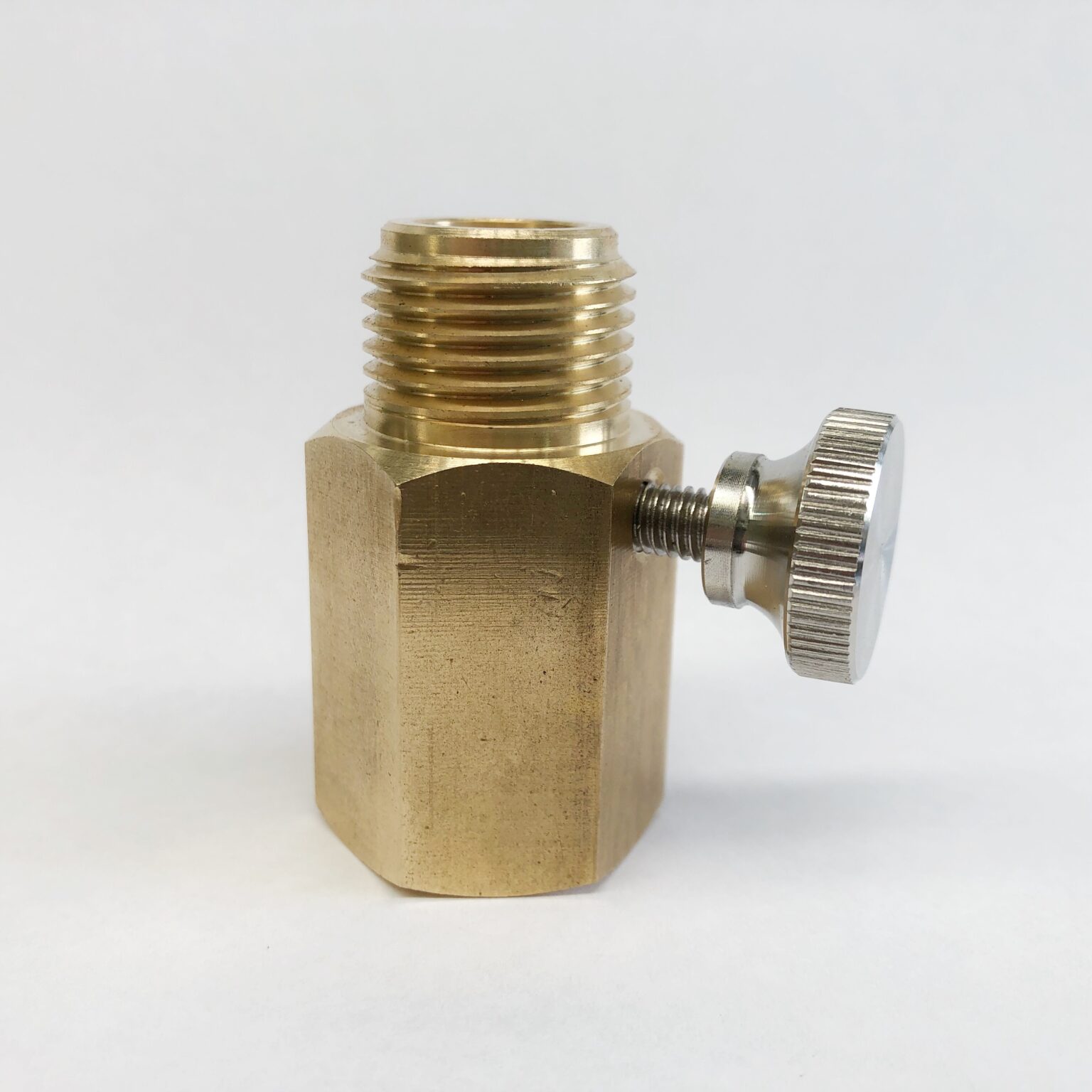 Deluxe Sodastream Cylinder Adapter with on/off Pin - Goanna Brewing